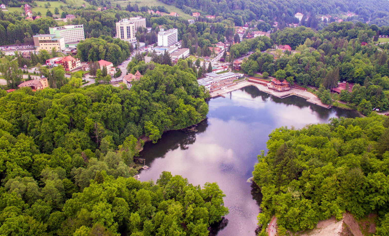 10 idei de cazare în Sovata