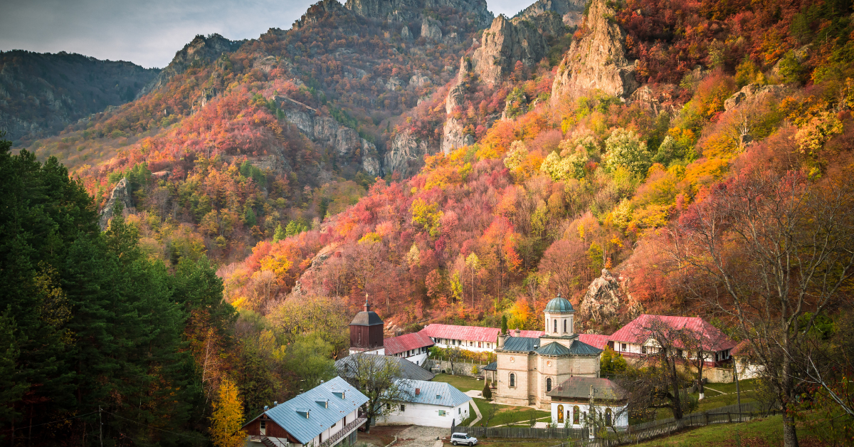 Top 10 peisaje de toamnă surprinse în România - Blogul Travelminit.ro