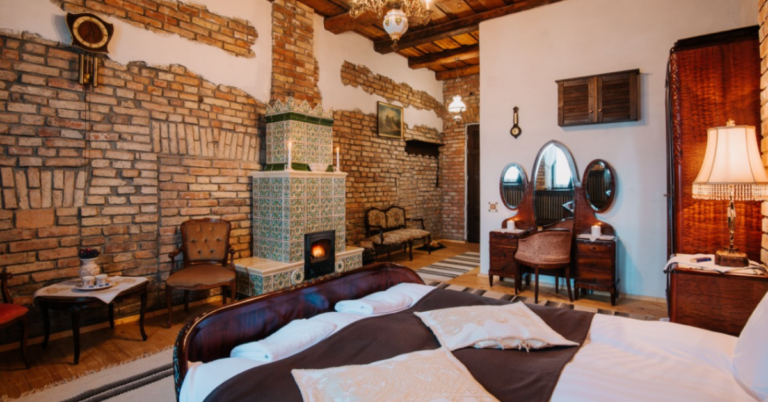 Top 10 cabane superbe din România, pentru o vacanță în mijlocul naturii