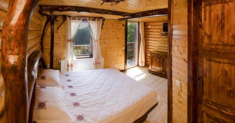 Top 10 cabane superbe din România, pentru o vacanță în mijlocul naturii