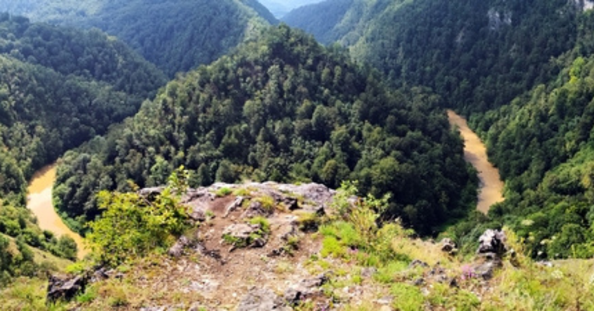 Tara Lapusului - una dintre cele mai frumoase zone din Romania