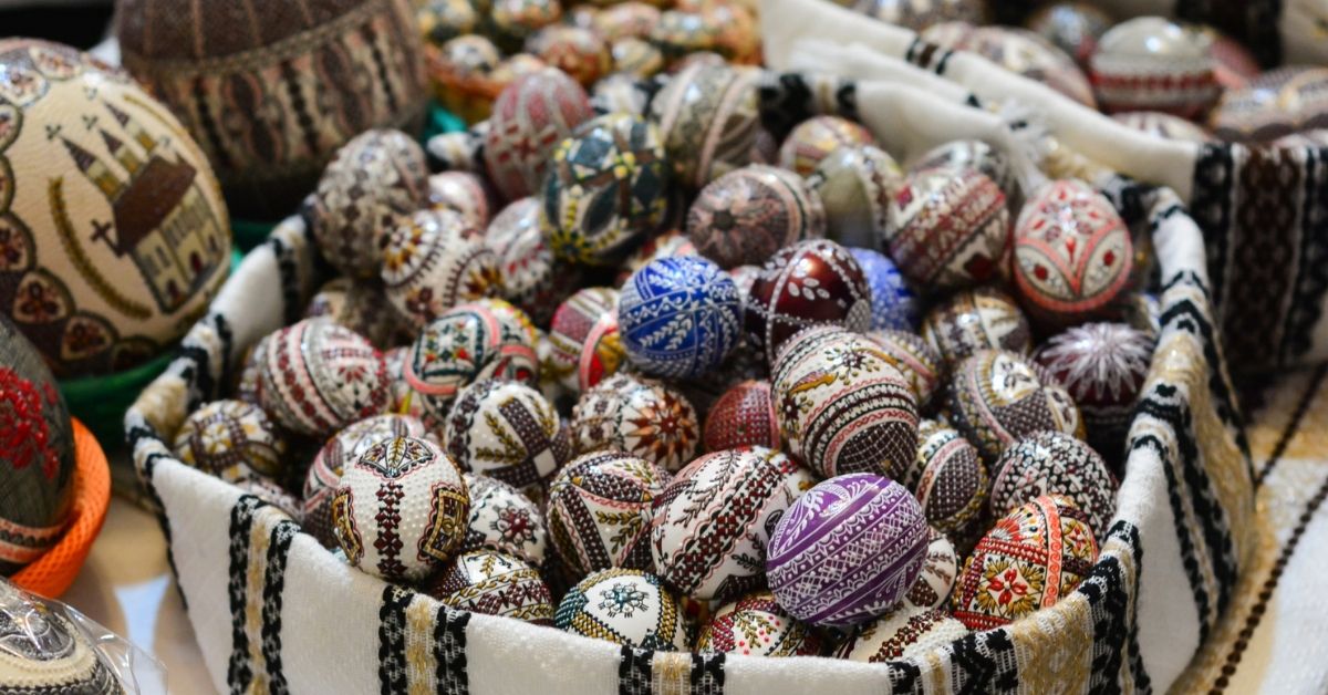 Ciocăneşti, una dintre cele mai colorate destinații din România ...