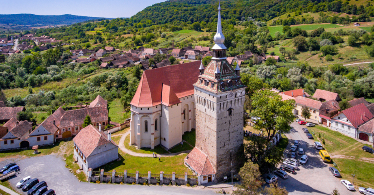 Cele mai frumoase biserici fortificate din România - Blogul Travelminit.ro