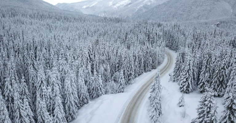 Top 10 cele mai frumoase lacuri din România - Blogul Travelminit.ro